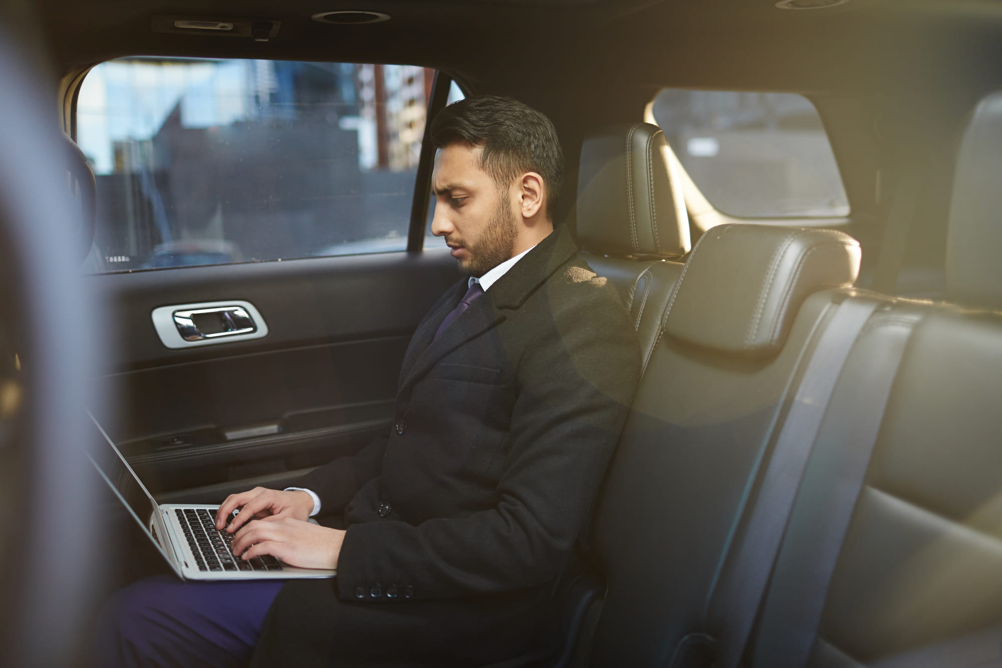 NH Corporate Transportation: Executive Black Car Services